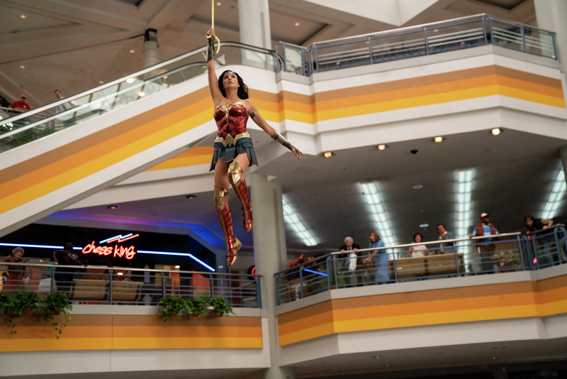 ‘Wonder Woman 1984’ Is Here, on HBO Max. Plus: Paul Greengrass! - The ...