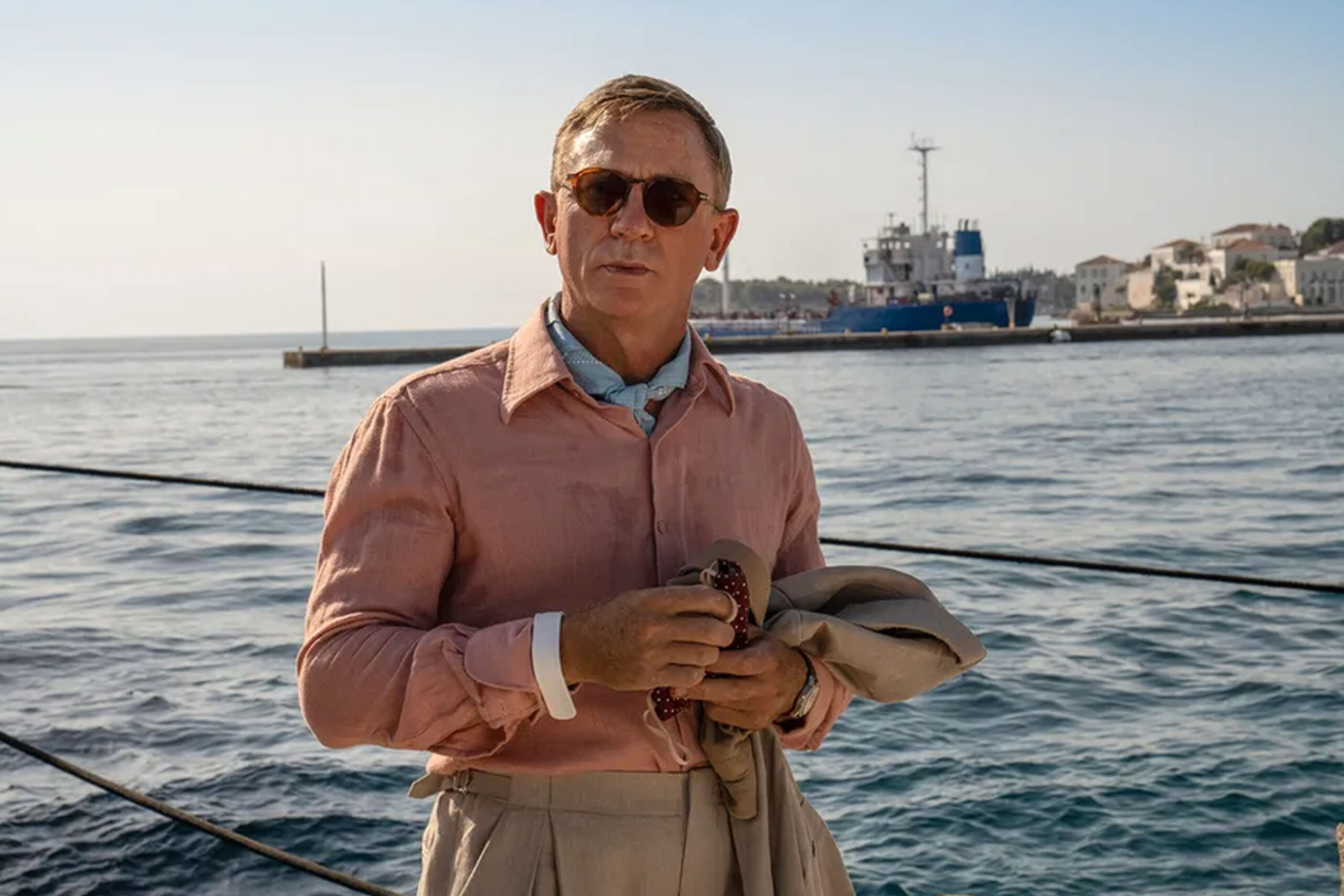 Who Is Cinema’s Best non-Batman Detective? - The Ringer