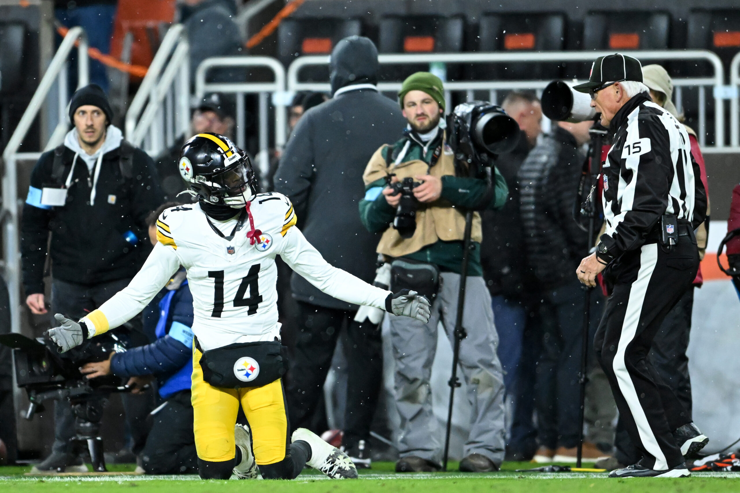 Do the Steelers Stand a Chance Without Pickens? - The Ringer