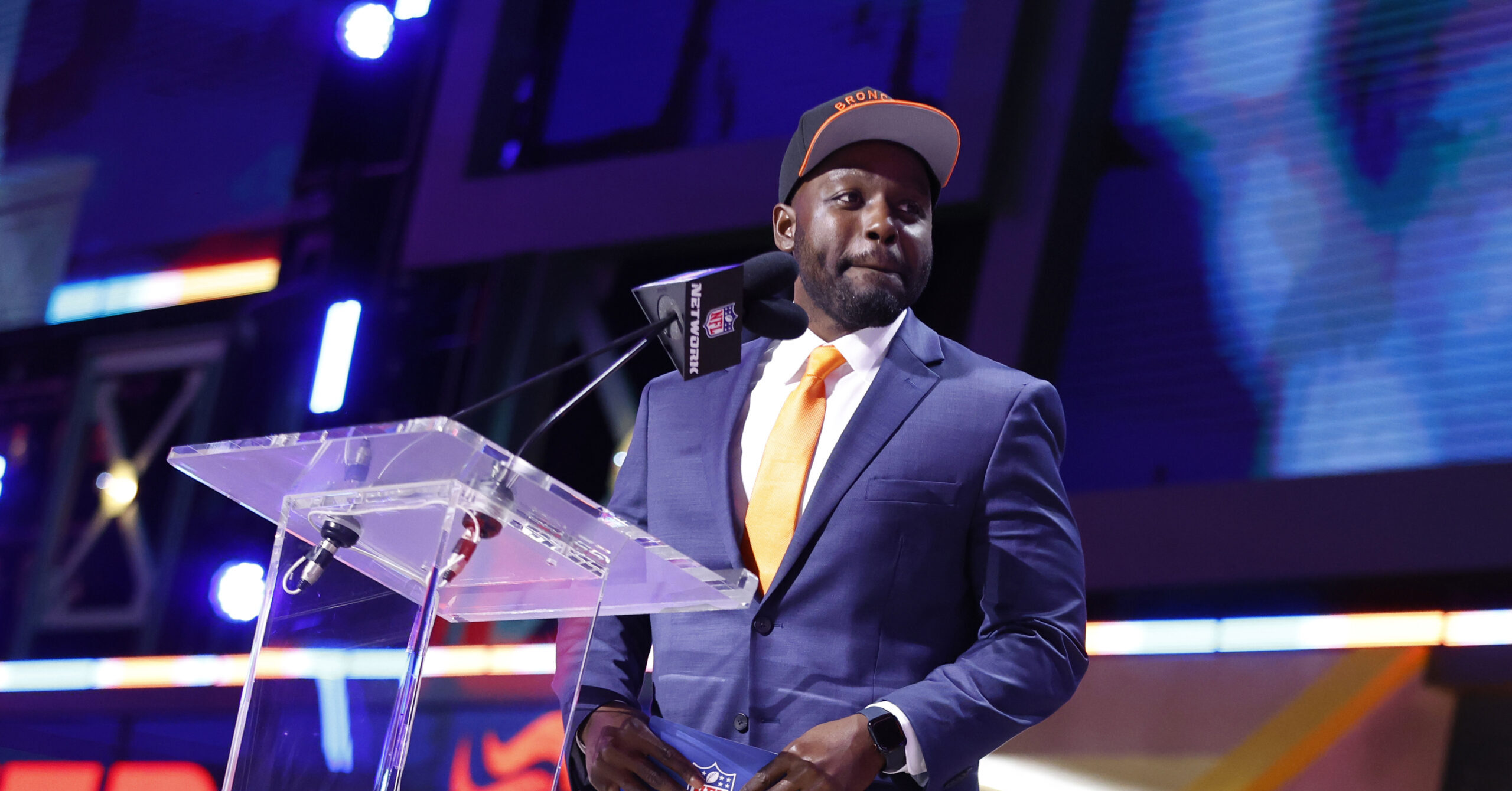 LIVE NFL Draft 2nd Round Preview + Analysis! - The Ringer