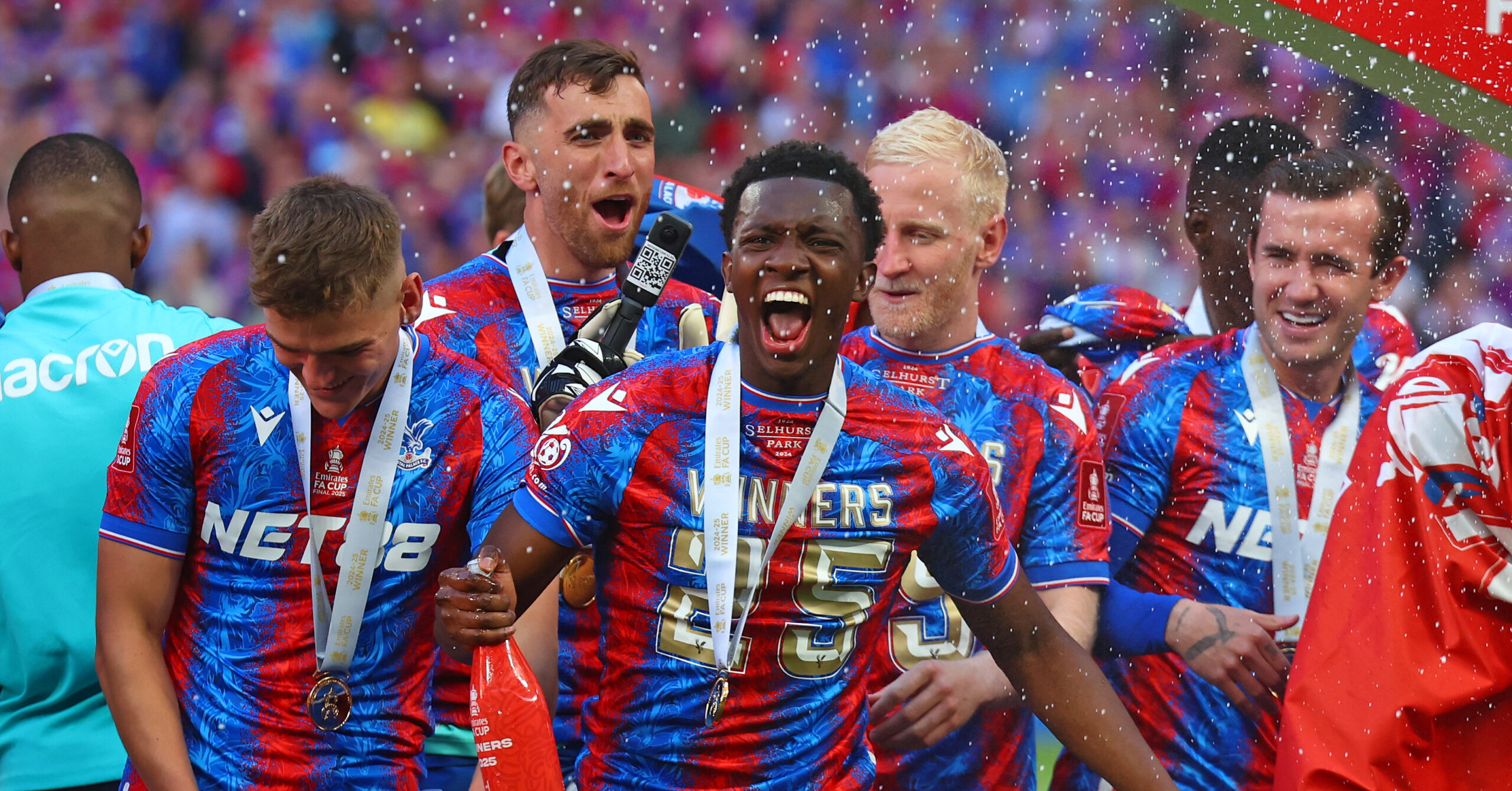 EPL Team of the Season. Plus, a Spurs-United Europa League Final Preview. - The Ringer