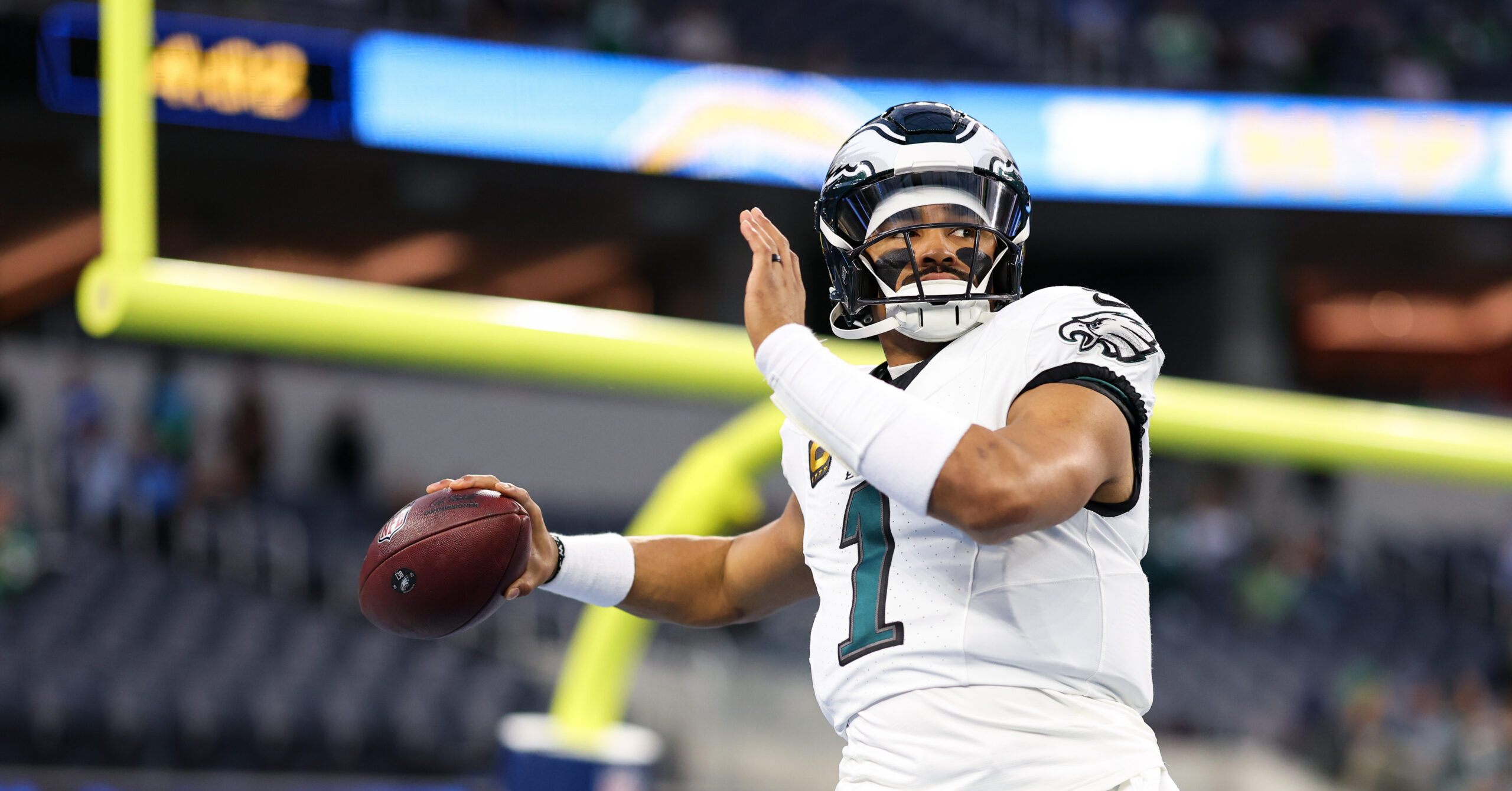 State of the Eagles, the Raiders Matchup, and Mailbag With Zach Berman ...